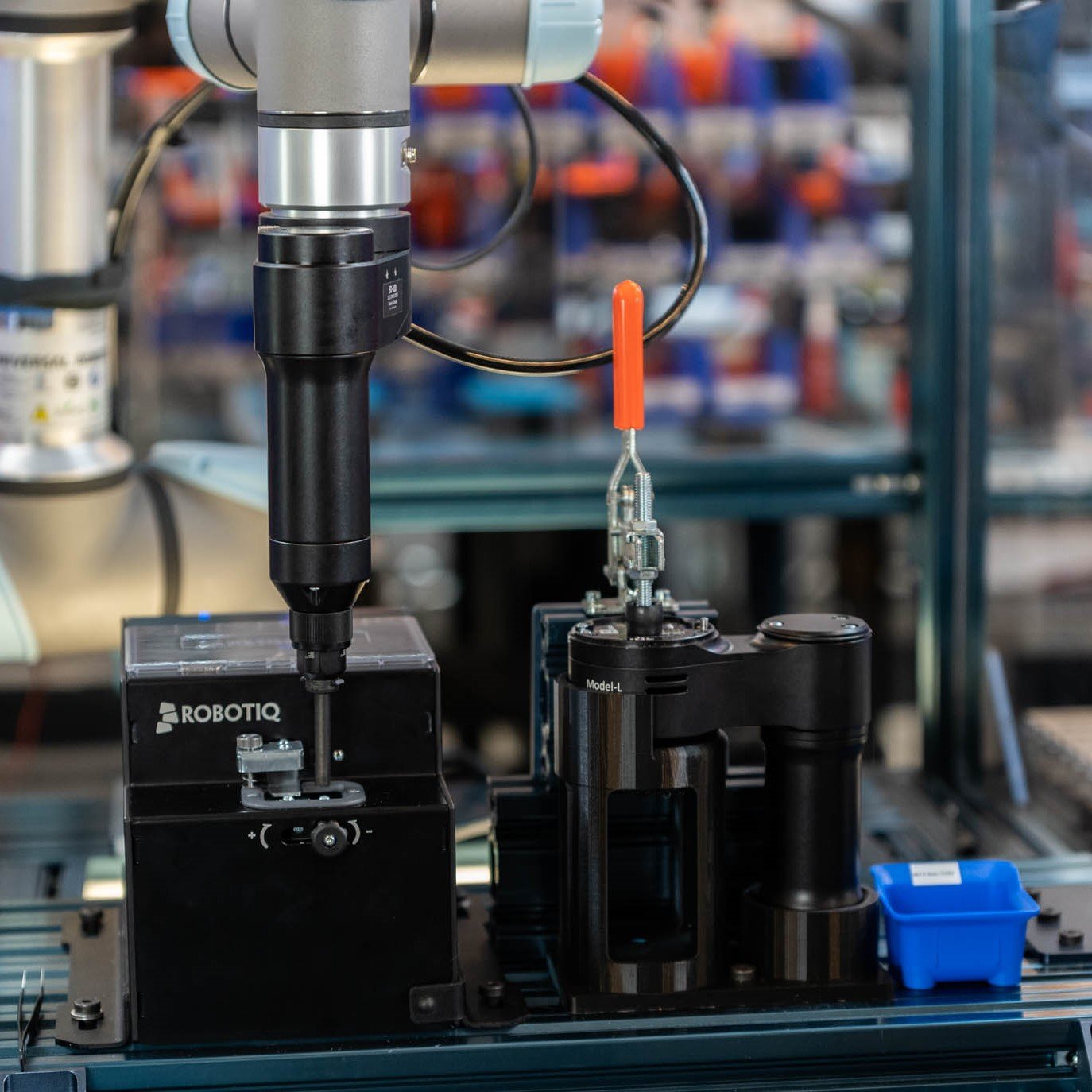 Screwdriving Solution | Robotiq