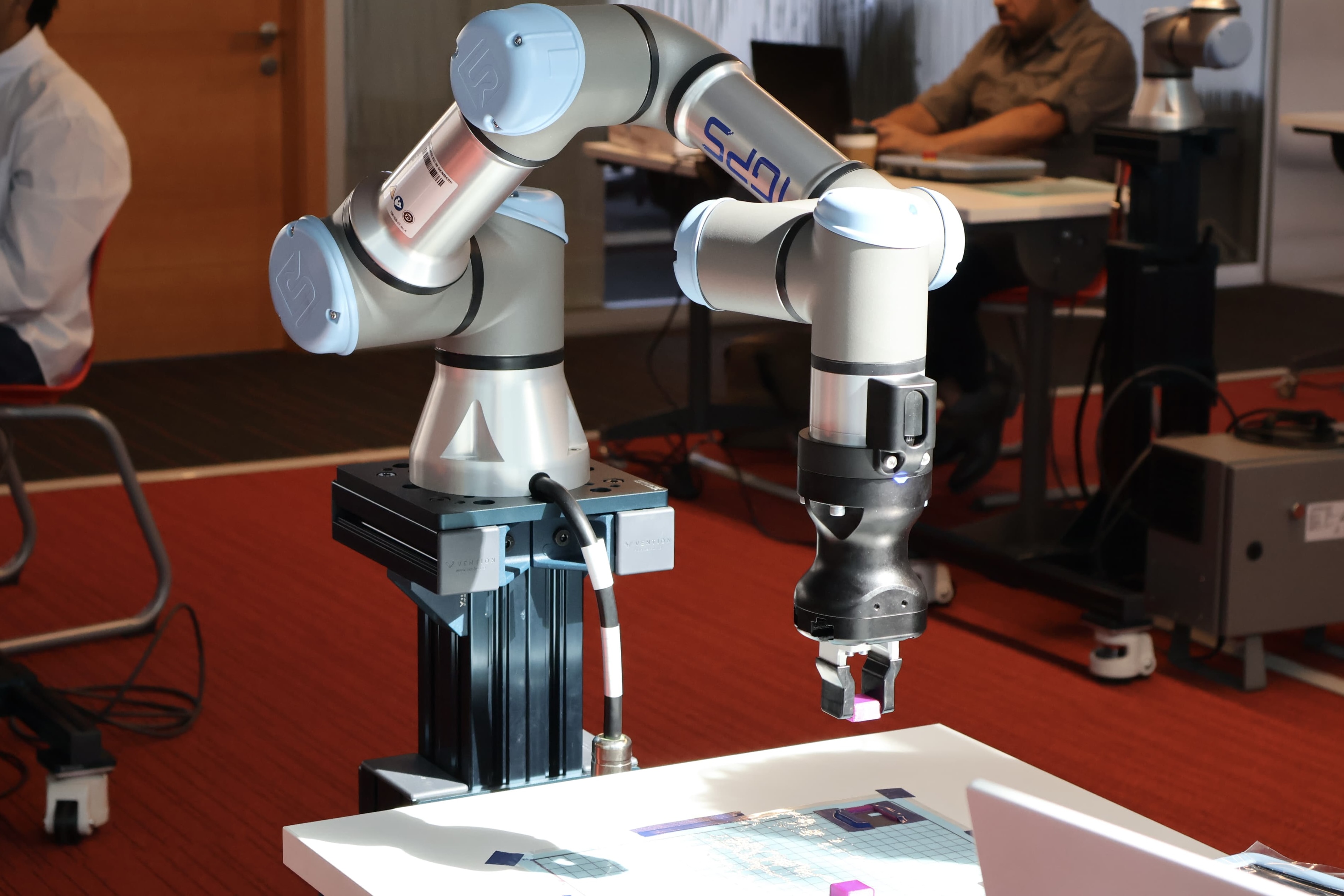 INACAP Case Study | Robotiq