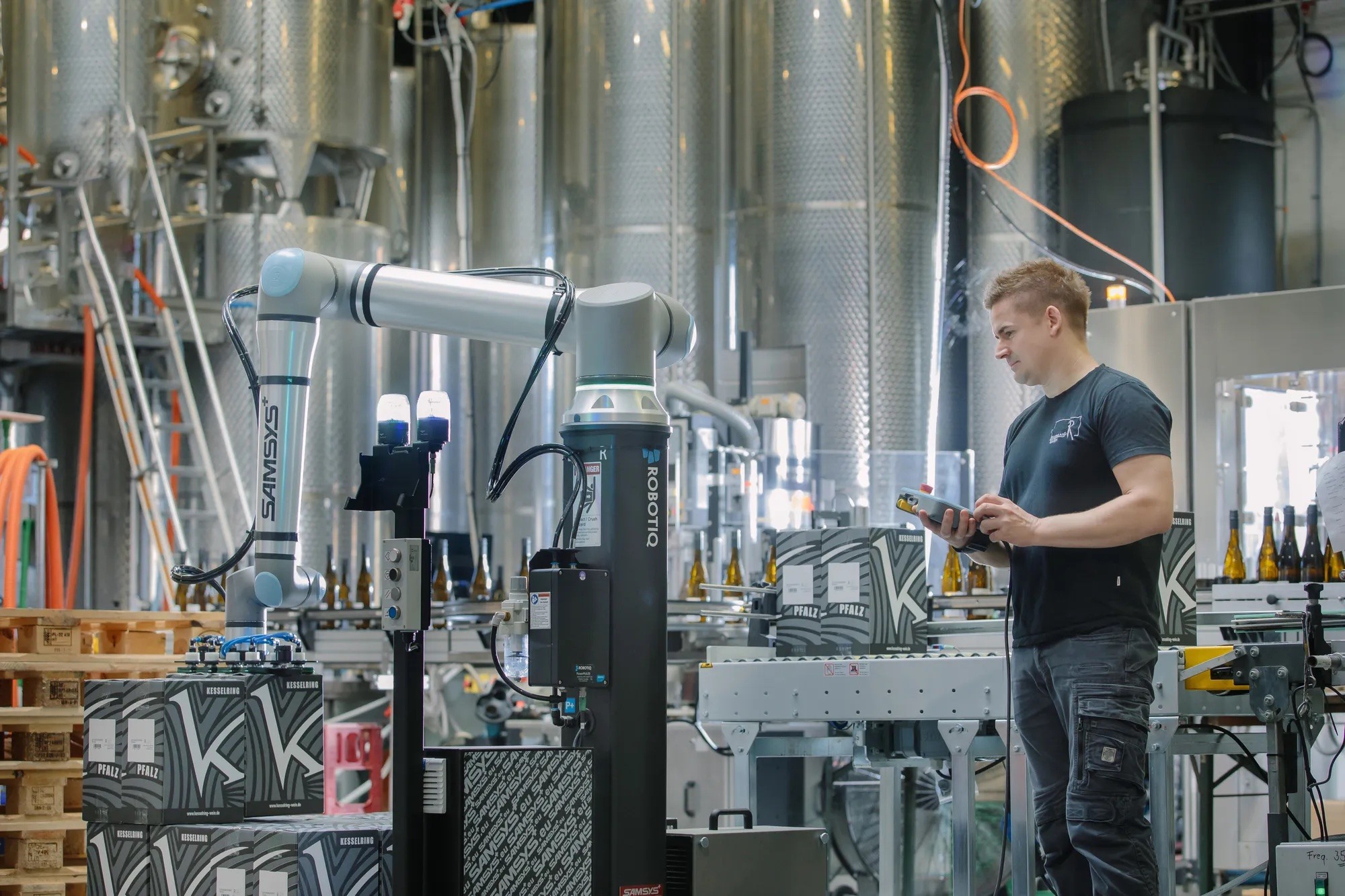 Raumland GmbH Case Study | Robotiq